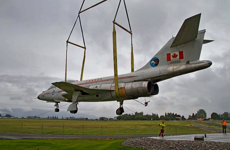 CF-101 Voodoo to be Restored to Flying Condition - Abbotsford ...